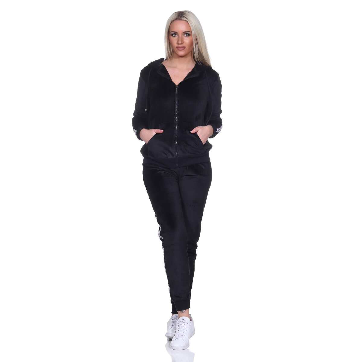 Damen Nicki-Freizeitanzug – Hausanzug & Jogginganzug mit Kapuze, € 20,99